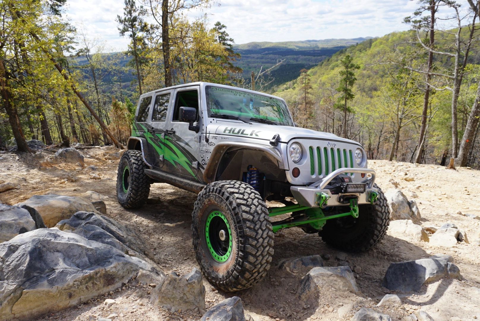 Home [aggressivekrawlers.com]